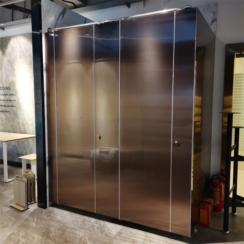 The Benefits Of Installing Metal Toilet Partitions In Commercial ...